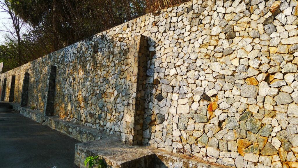 Retaining Wall Types With Pros & Cons, and Design | Structural Consultancy